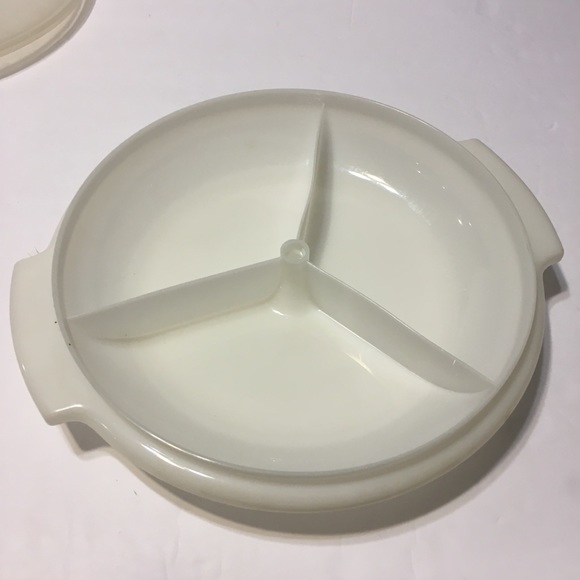 Tupperware | Storage & Organization | Tupperware White Suzette Divided ...